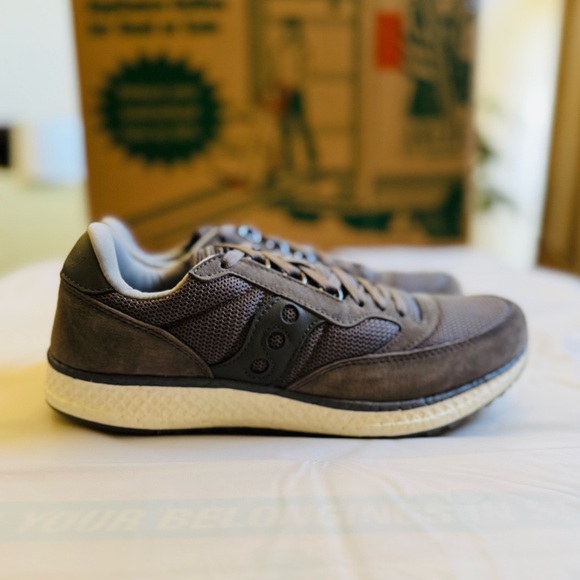 Saucony | Shoes | Saucony Freedom Runner In Original Box | Poshmark